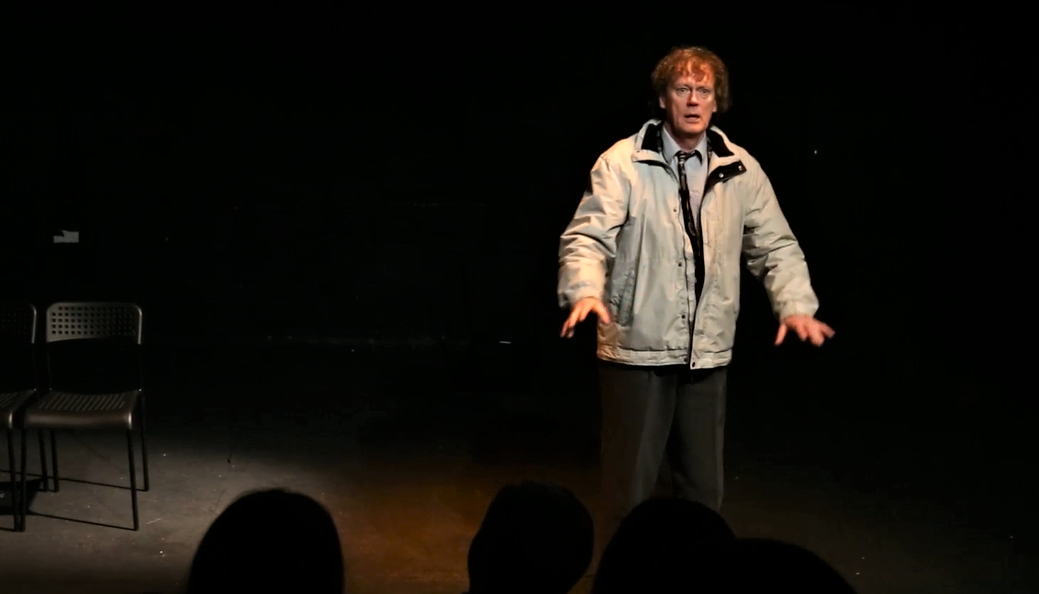 Biography – Andy Hinds